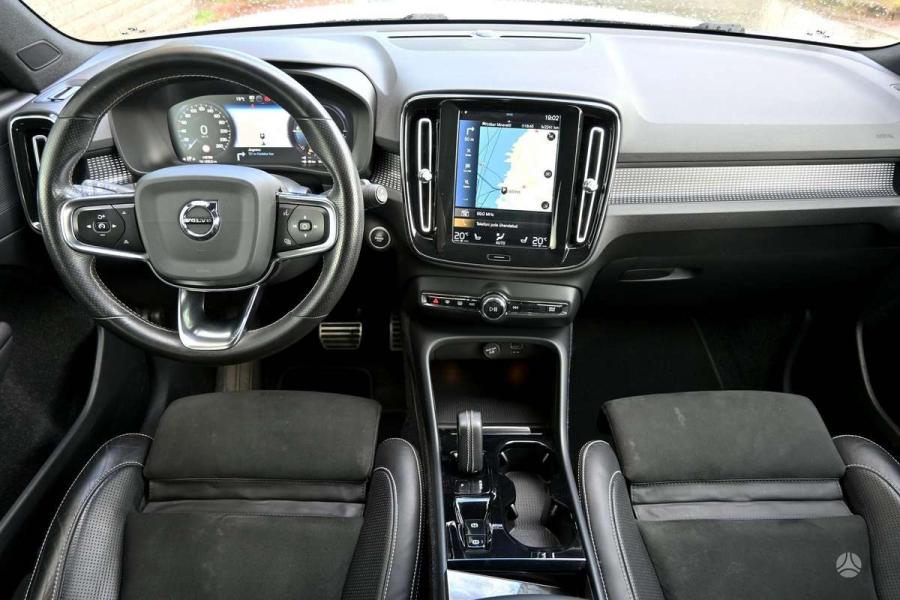 Balts Volvo XC40 2020 Tallina, ar dzinēja tilpumu 0.00 L un nobraukumu 0 tūkst. km par 25900 €, foto 18 vietnē AUTOMOTO.COM.LV