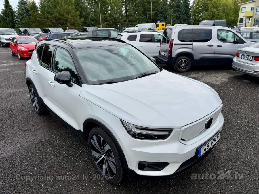 White Volvo XC40 2022 in Tartu, with an engine capacity of 0.00 L and mileage of 77 thousand km for 29900 €, photo 9 on AUTOMOTO.COM.LV