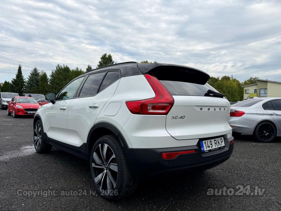 White Volvo XC40 2022 in Tartu, with an engine capacity of 0.00 L and mileage of 77 thousand km for 29900 €, photo 10 on AUTOMOTO.COM.LV