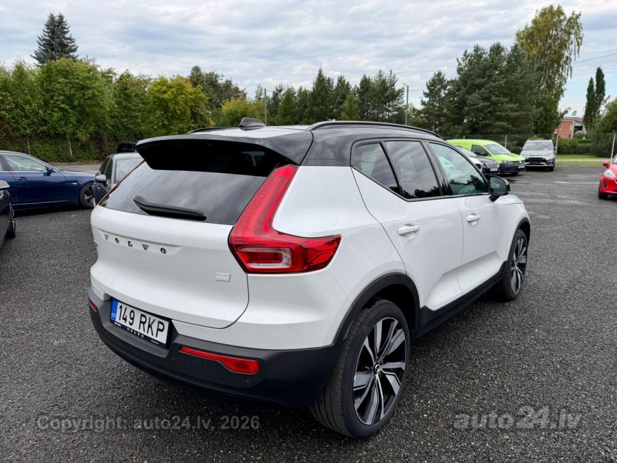 White Volvo XC40 2022 in Tartu, with an engine capacity of 0.00 L and mileage of 77 thousand km for 29900 €, photo 12 on AUTOMOTO.COM.LV