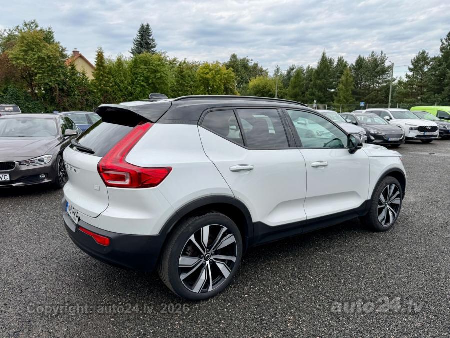 White Volvo XC40 2022 in Tartu, with an engine capacity of 0.00 L and mileage of 77 thousand km for 29900 €, photo 13 on AUTOMOTO.COM.LV