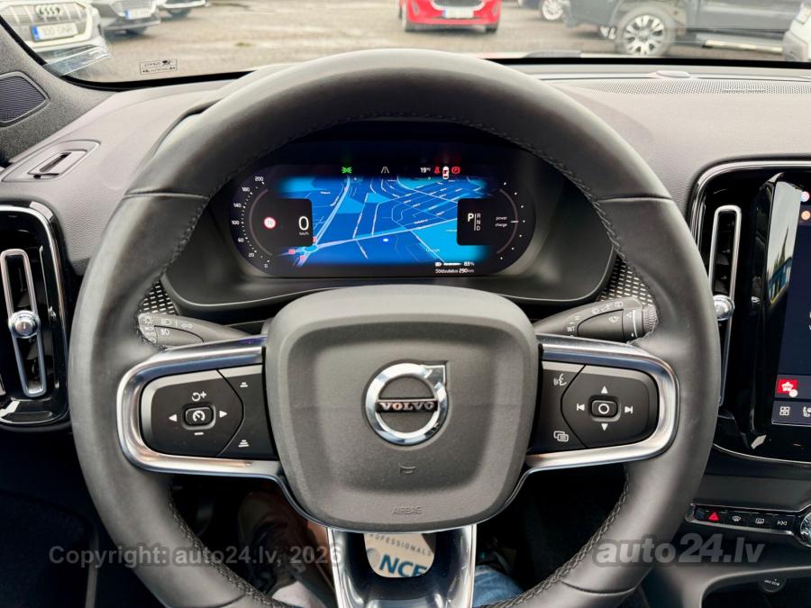 White Volvo XC40 2022 in Tartu, with an engine capacity of 0.00 L and mileage of 77 thousand km for 29900 €, photo 16 on AUTOMOTO.COM.LV