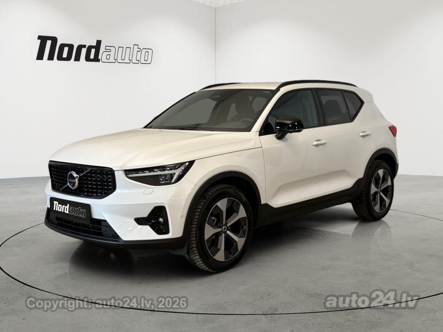 Белый Вольво XC40 2025 в Таллин, объемом двигателя 2.00 л и пробегом 7 тыс. км за 38900 €, фото 1 на AUTOMOTO.COM.LV