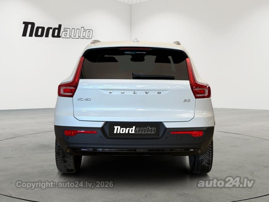 Белый Вольво XC40 2025 в Таллин, объемом двигателя 2.00 л и пробегом 7 тыс. км за 38900 €, фото 5 на AUTOMOTO.COM.LV