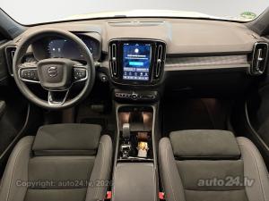 Белый Вольво XC40 2025 в Таллин, объемом двигателя 2.00 л и пробегом 7 тыс. км за 38900 €, фото 9 на AUTOMOTO.COM.LV