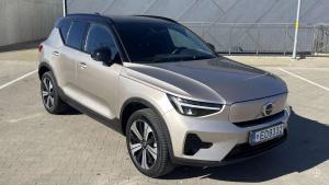 Yellow Volvo XC40 2023 in Jonava, with an engine capacity of 0.00 L and mileage of 32 thousand km for 26500 €, photo 6 on AUTOMOTO.COM.LV