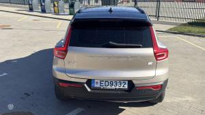 Yellow Volvo XC40 2023 in Jonava, with an engine capacity of 0.00 L and mileage of 32 thousand km for 26500 €, photo 11 on AUTOMOTO.COM.LV