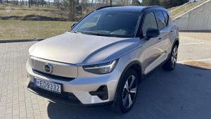 Yellow Volvo XC40 2023 in Jonava, with an engine capacity of 0.00 L and mileage of 32 thousand km for 26500 €, photo 16 on AUTOMOTO.COM.LV