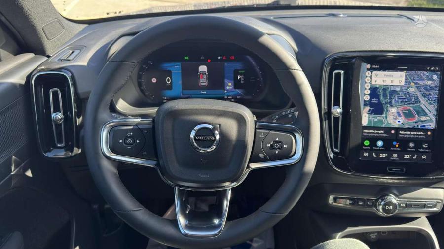 Yellow Volvo XC40 2023 in Kaunas, with an engine capacity of 0.00 L and mileage of 32 thousand km for 23500 €, photo 28 on AUTOMOTO.COM.LV