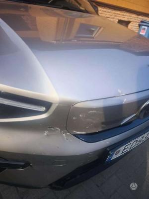Dzeltens Volvo XC40 2023 Jonava, ar dzinēja tilpumu 0.00 L un nobraukumu 35 tūkst. km par 23700 €, foto  vietnē AUTOMOTO.COM.LV