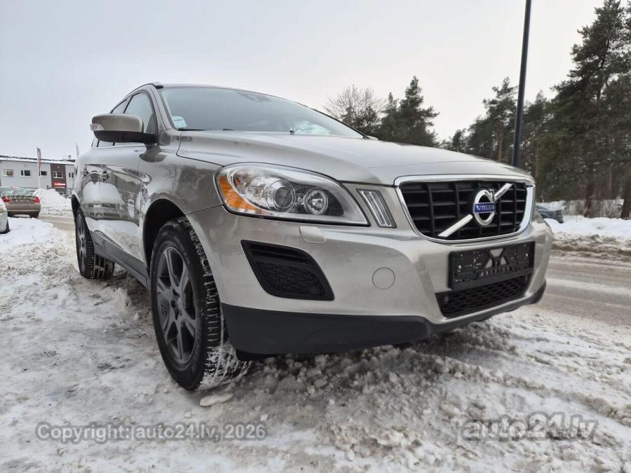 Smilšu krāsa Volvo XC60 2012 Tallina, ar dzinēja tilpumu 0.00 L un nobraukumu 0 tūkst. km par 12750 €, foto 1 vietnē AUTOMOTO.COM.LV