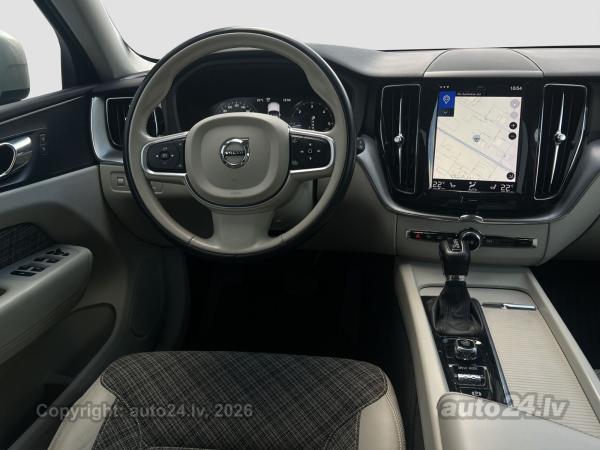 Smilšu krāsa Volvo XC60 2018 Pērnava, ar dzinēja tilpumu 2.00 L un nobraukumu 174 tūkst. km par 21900 €, foto 6 vietnē AUTOMOTO.COM.LV