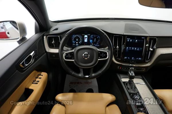 Beige Volvo XC60 2019 in Tartu, with an engine capacity of 2.00 L and mileage of 158 thousand km for 24990 €, photo 9 on AUTOMOTO.COM.LV