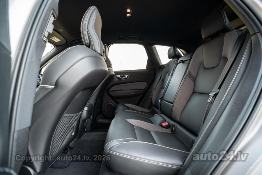 Smilšu krāsa Volvo XC60 2022 Tartu, ar dzinēja tilpumu 2.00 L un nobraukumu 67 tūkst. km par 40900 €, foto 17 vietnē AUTOMOTO.COM.LV