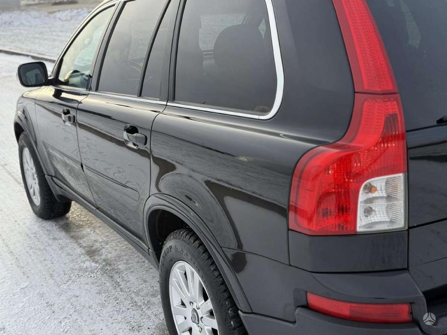 Melns Volvo XC60 2006 Raseiniai, ar dzinēja tilpumu 2.40 L un nobraukumu 225 tūkst. km par 6950 €, foto 13 vietnē AUTOMOTO.COM.LV