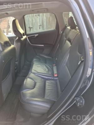 Melns Volvo XC60 2008 Rēzekne, ar dzinēja tilpumu 2.40 L un nobraukumu 268 tūkst. km par 6500 €, foto 6 vietnē AUTOMOTO.COM.LV