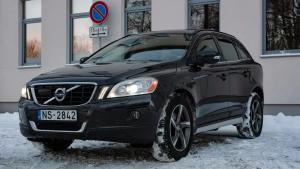Black Volvo XC60 2008 in Jelgava, with an engine capacity of 2.40 L and mileage of 300 thousand km for 9700 €, photo  on AUTOMOTO.COM.LV