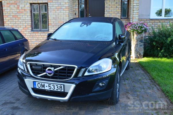 Melns Volvo XC60 2008 Valka, ar dzinēja tilpumu 2.40 L un nobraukumu 349 tūkst. km par 7700 €, foto 2 vietnē AUTOMOTO.COM.LV