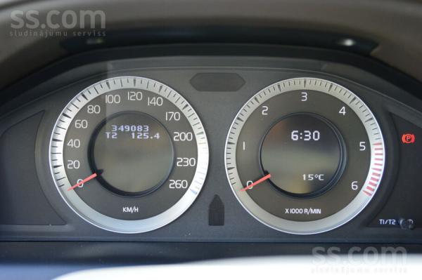 Melns Volvo XC60 2008 Valka, ar dzinēja tilpumu 2.40 L un nobraukumu 349 tūkst. km par 7700 €, foto 5 vietnē AUTOMOTO.COM.LV