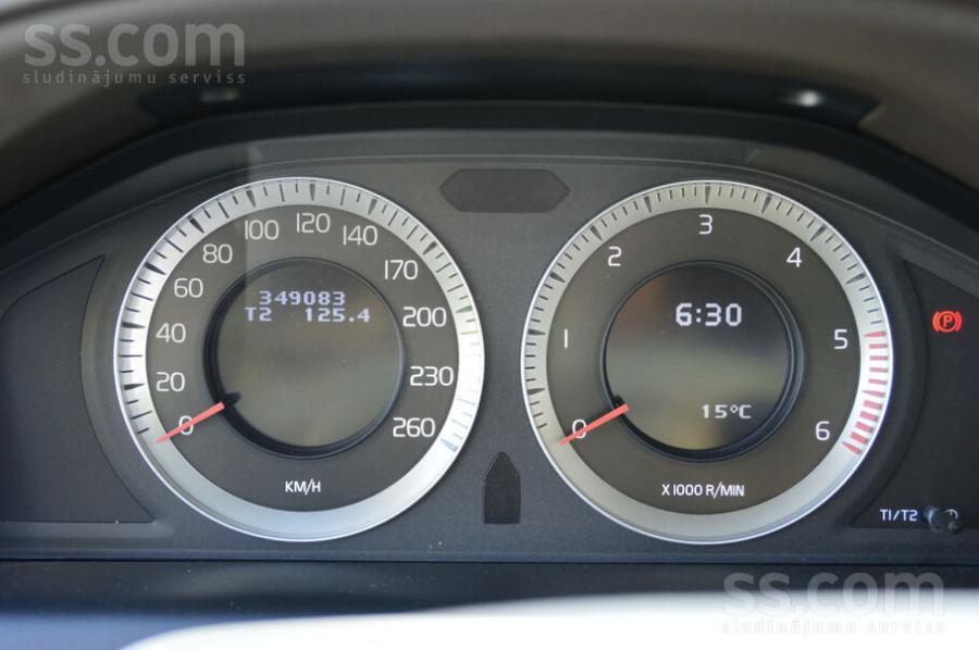Melns Volvo XC60 2008 Valka, ar dzinēja tilpumu 2.40 L un nobraukumu 349 tūkst. km par 7700 €, foto 6 vietnē AUTOMOTO.COM.LV