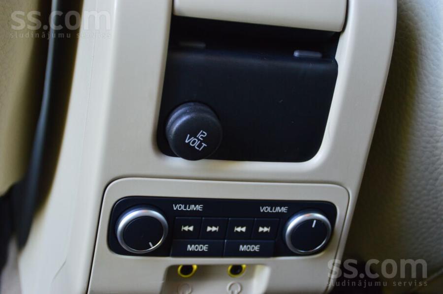 Melns Volvo XC60 2008 Valka, ar dzinēja tilpumu 2.40 L un nobraukumu 349 tūkst. km par 7700 €, foto 13 vietnē AUTOMOTO.COM.LV