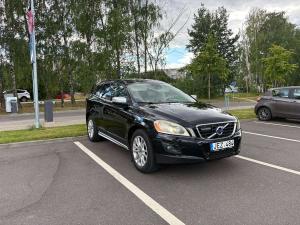 Melns Volvo XC60 2008 Viļņa, ar dzinēja tilpumu 2.40 L un nobraukumu 211 tūkst. km par 9000 €, foto 3 vietnē AUTOMOTO.COM.LV
