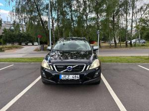 Melns Volvo XC60 2008 Viļņa, ar dzinēja tilpumu 2.40 L un nobraukumu 211 tūkst. km par 9000 €, foto 4 vietnē AUTOMOTO.COM.LV