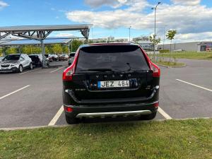 Melns Volvo XC60 2008 Viļņa, ar dzinēja tilpumu 2.40 L un nobraukumu 211 tūkst. km par 9000 €, foto 6 vietnē AUTOMOTO.COM.LV