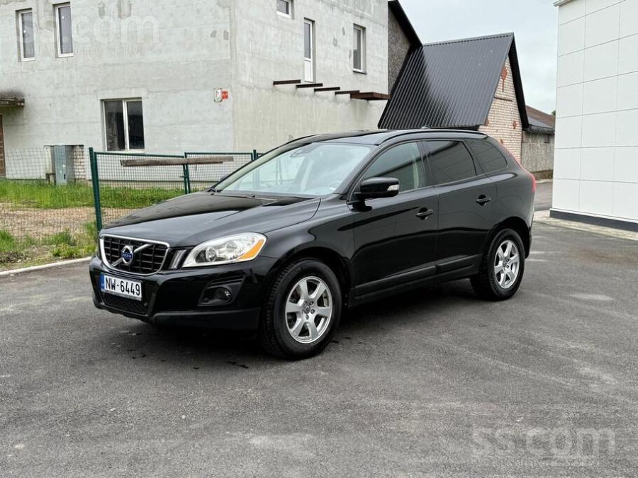 Black Volvo XC60 2009 in Ludza, with an engine capacity of 2.40 L and mileage of 321 thousand km for 8580 €, photo 6 on AUTOMOTO.COM.LV