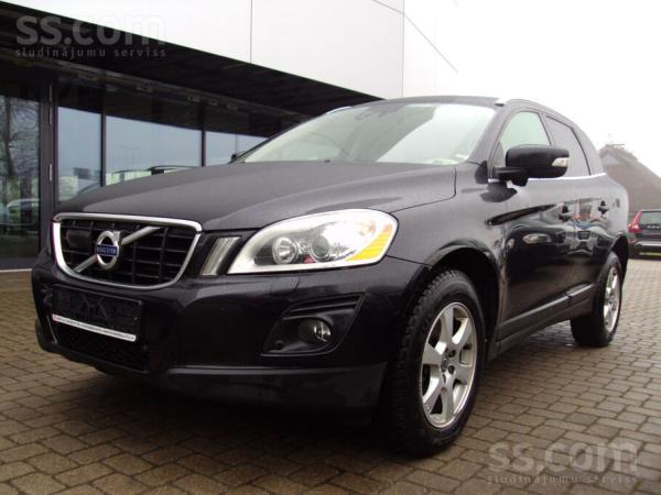 Melns Volvo XC60 2009 Rīga, ar dzinēja tilpumu 2.40 L un nobraukumu 261 tūkst. km par 9700 €, foto 1 vietnē AUTOMOTO.COM.LV