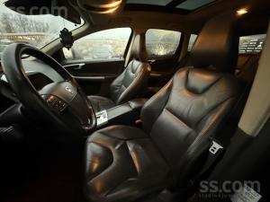 Melns Volvo XC60 2009 Rīga, ar dzinēja tilpumu 2.40 L un nobraukumu 0 tūkst. km par 6700 €, foto 9 vietnē AUTOMOTO.COM.LV