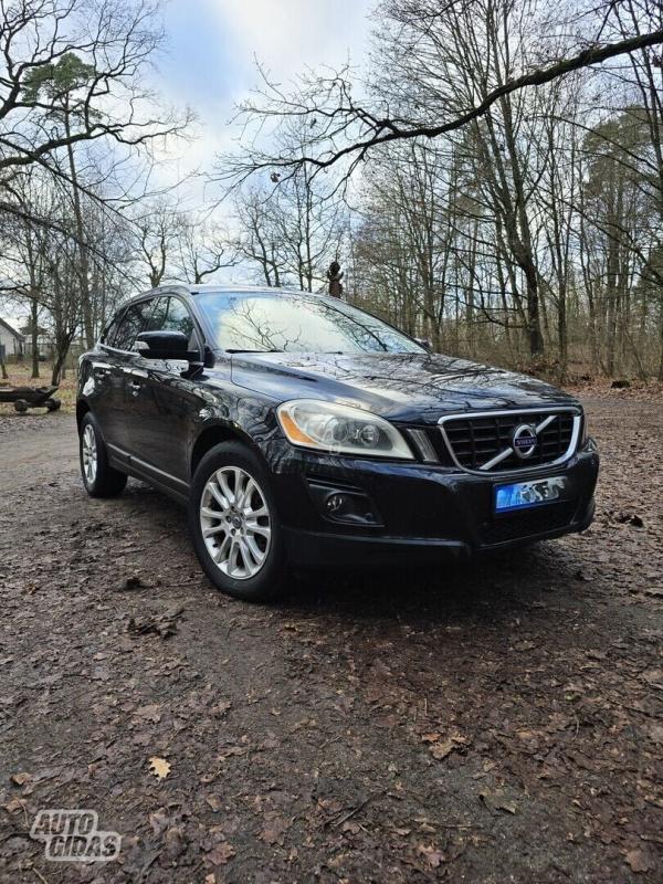 Black Volvo XC60 2009 in Vilnius, with an engine capacity of 2.40 L and mileage of 360 thousand km for 6500 €, photo 1 on AUTOMOTO.COM.LV