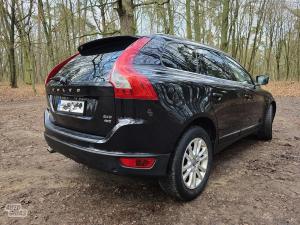 Black Volvo XC60 2009 in Vilnius, with an engine capacity of 2.40 L and mileage of 360 thousand km for 6500 €, photo 3 on AUTOMOTO.COM.LV