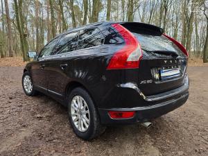Black Volvo XC60 2009 in Vilnius, with an engine capacity of 2.40 L and mileage of 360 thousand km for 6500 €, photo 6 on AUTOMOTO.COM.LV