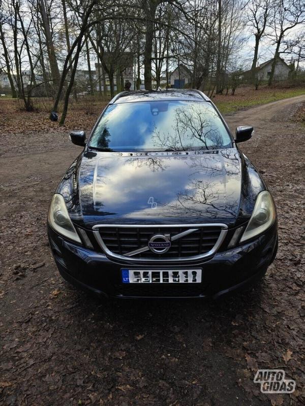 Black Volvo XC60 2009 in Vilnius, with an engine capacity of 2.40 L and mileage of 360 thousand km for 6500 €, photo 10 on AUTOMOTO.COM.LV