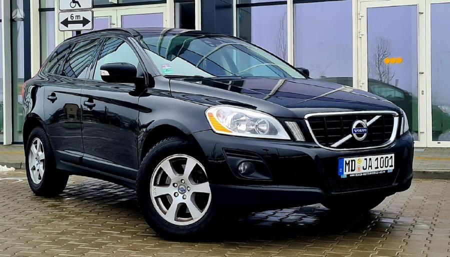 Melns Volvo XC60 2009 Viļņa, ar dzinēja tilpumu 2.40 L un nobraukumu 298 tūkst. km par 7699 €, foto 1 vietnē AUTOMOTO.COM.LV