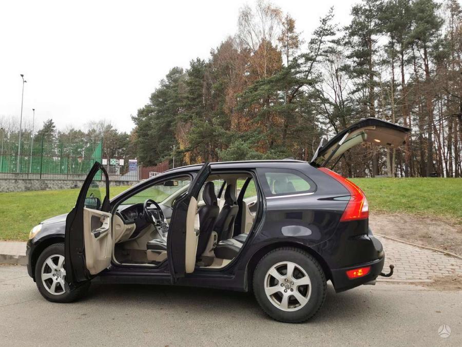 Melns Volvo XC60 2009 Viļņa, ar dzinēja tilpumu 2.40 L un nobraukumu 376 tūkst. km par 3650 €, foto 8 vietnē AUTOMOTO.COM.LV