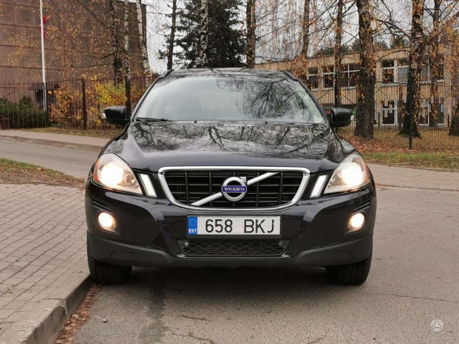 Melns Volvo XC60 2009 Viļņa, ar dzinēja tilpumu 2.40 L un nobraukumu 376 tūkst. km par 3650 €, foto 16 vietnē AUTOMOTO.COM.LV
