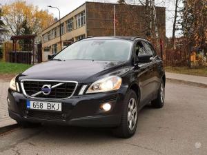 Black Volvo XC60 2009 in Vilnius, with an engine capacity of 2.40 L and mileage of 376 thousand km for 3650 €, photo 29 on AUTOMOTO.COM.LV