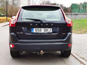 Black Volvo XC60 2009 in Vilnius, with an engine capacity of 2.40 L and mileage of 376 thousand km for 3650 €, photo 33 on AUTOMOTO.COM.LV