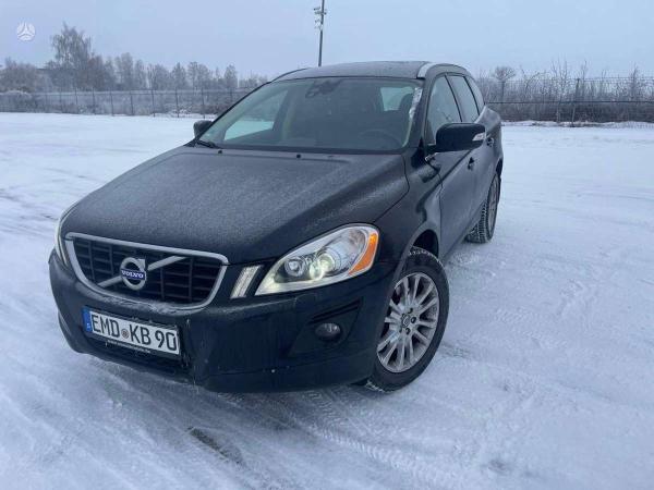 Melns Volvo XC60 2009 Radviliškis, ar dzinēja tilpumu 2.40 L un nobraukumu 270 tūkst. km par 9099 €, foto 2 vietnē AUTOMOTO.COM.LV