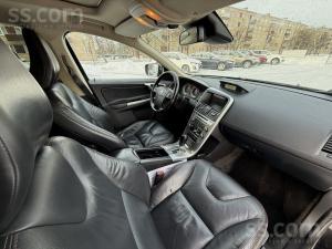 Melns Volvo XC60 2009 Rēzekne, ar dzinēja tilpumu 2.40 L un nobraukumu 318 tūkst. km par 6590 €, foto 8 vietnē AUTOMOTO.COM.LV