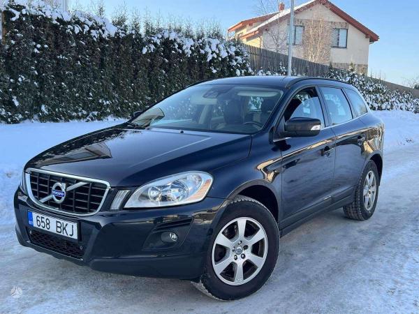 Black Volvo XC60 2009 in Vilnius, with an engine capacity of 2.40 L and mileage of 300 thousand km for 3990 €, photo 2 on AUTOMOTO.COM.LV