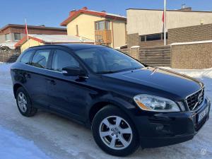 Melns Volvo XC60 2009 Viļņa, ar dzinēja tilpumu 2.40 L un nobraukumu 300 tūkst. km par 3990 €, foto 4 vietnē AUTOMOTO.COM.LV