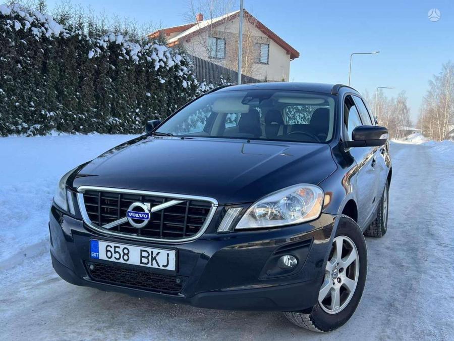 Melns Volvo XC60 2009 Viļņa, ar dzinēja tilpumu 2.40 L un nobraukumu 300 tūkst. km par 3990 €, foto 6 vietnē AUTOMOTO.COM.LV