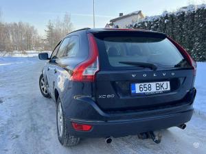Melns Volvo XC60 2009 Viļņa, ar dzinēja tilpumu 2.40 L un nobraukumu 300 tūkst. km par 3990 €, foto 29 vietnē AUTOMOTO.COM.LV