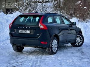 Melns Volvo XC60 2009 Tukums, ar dzinēja tilpumu 2.40 L un nobraukumu 286 tūkst. km par 7390 €, foto 7 vietnē AUTOMOTO.COM.LV