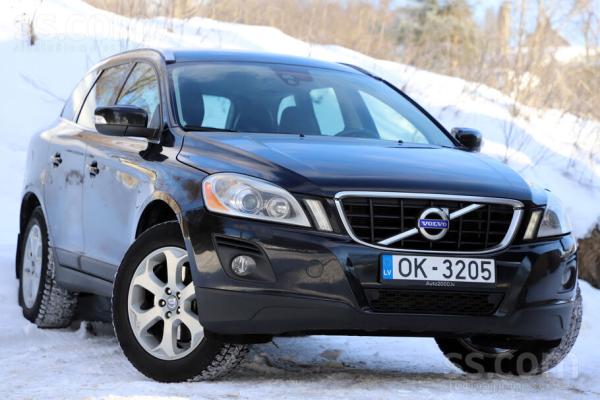 Melns Volvo XC60 2009 Tukums, ar dzinēja tilpumu 2.40 L un nobraukumu 386 tūkst. km par 7450 €, foto 2 vietnē AUTOMOTO.COM.LV