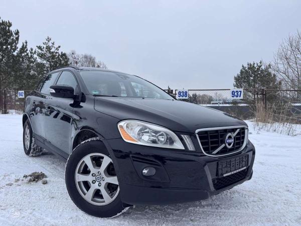 Melns Volvo XC60 2009 Alīta, ar dzinēja tilpumu 2.40 L un nobraukumu 293 tūkst. km par 7250 €, foto 3 vietnē AUTOMOTO.COM.LV
