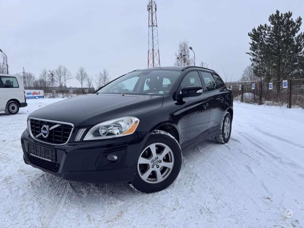 Melns Volvo XC60 2009 Alīta, ar dzinēja tilpumu 2.40 L un nobraukumu 293 tūkst. km par 7250 €, foto 6 vietnē AUTOMOTO.COM.LV